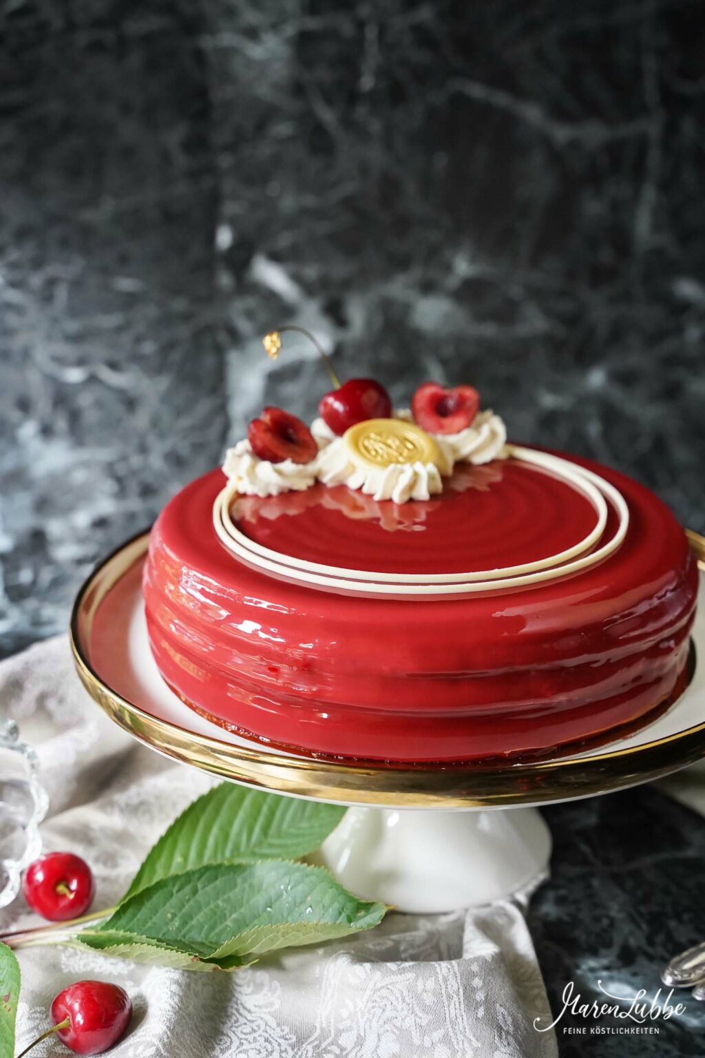 Tropical Cherry Torte - Maren Lubbe - Feine Köstlichkeiten