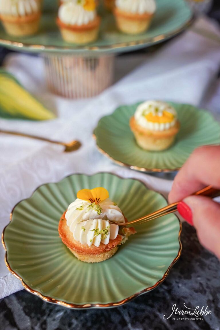 Minicupcakes mit Zitrone & Limette - Maren Lubbe - Feine Köstlichkeiten